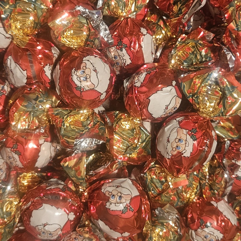 Christmas Santa Balls Advent Calendar Refill Pack Milk Chocolate Foil ...